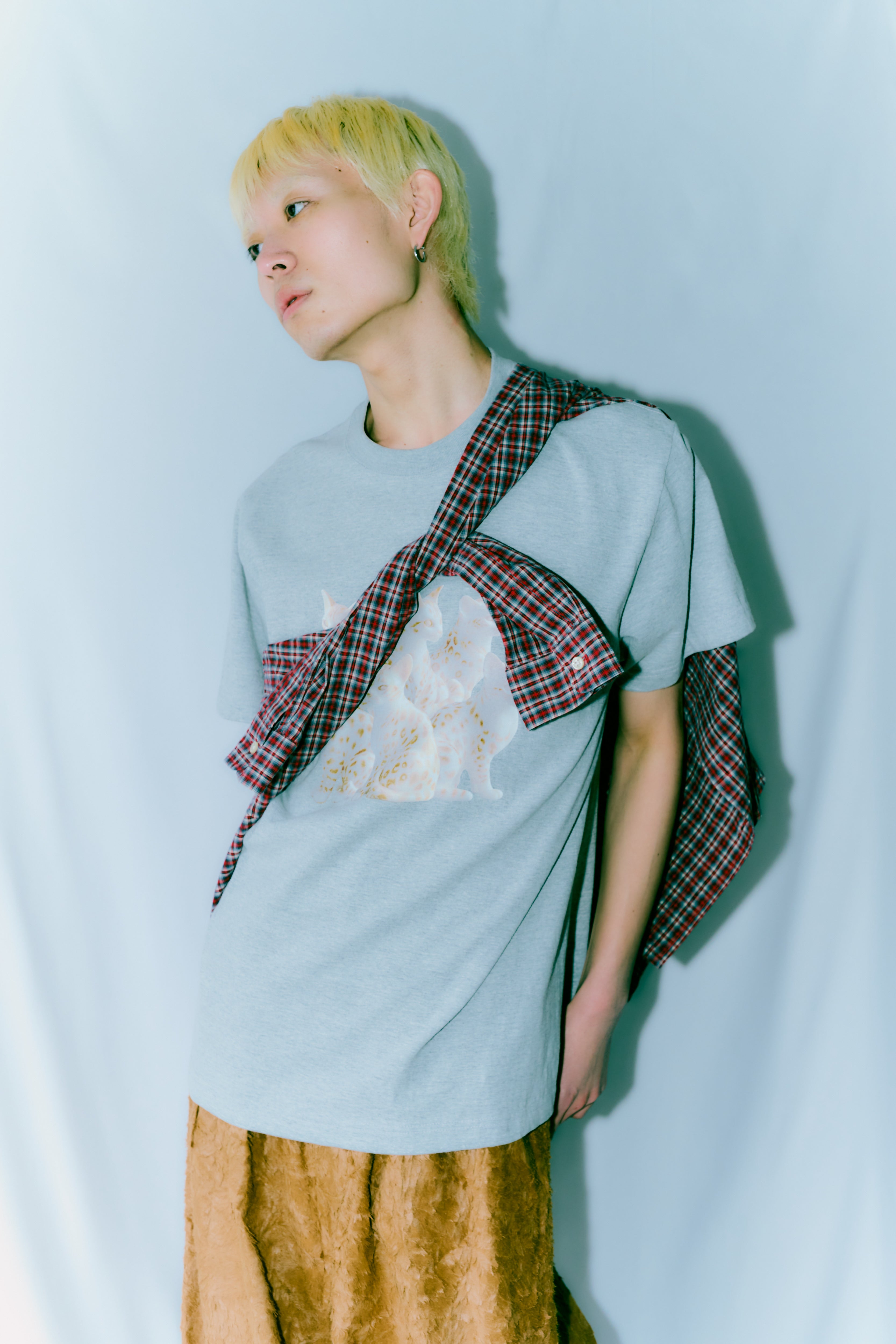 TOUKI CAT Tshirt / GRAY – OTROMUNDO